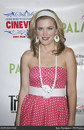 Danielle Weeks pictures and photos