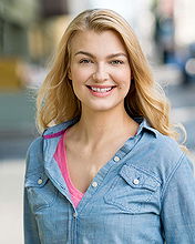 Amanda Harris pictures and photos