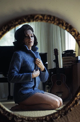 Leigh Chapman pictures and photos