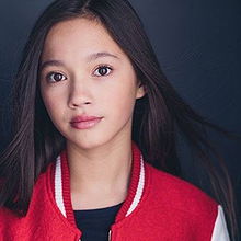 Nuala Chee pictures and photos