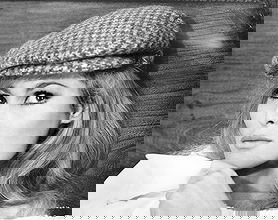 Ursula Andress pictures and photos