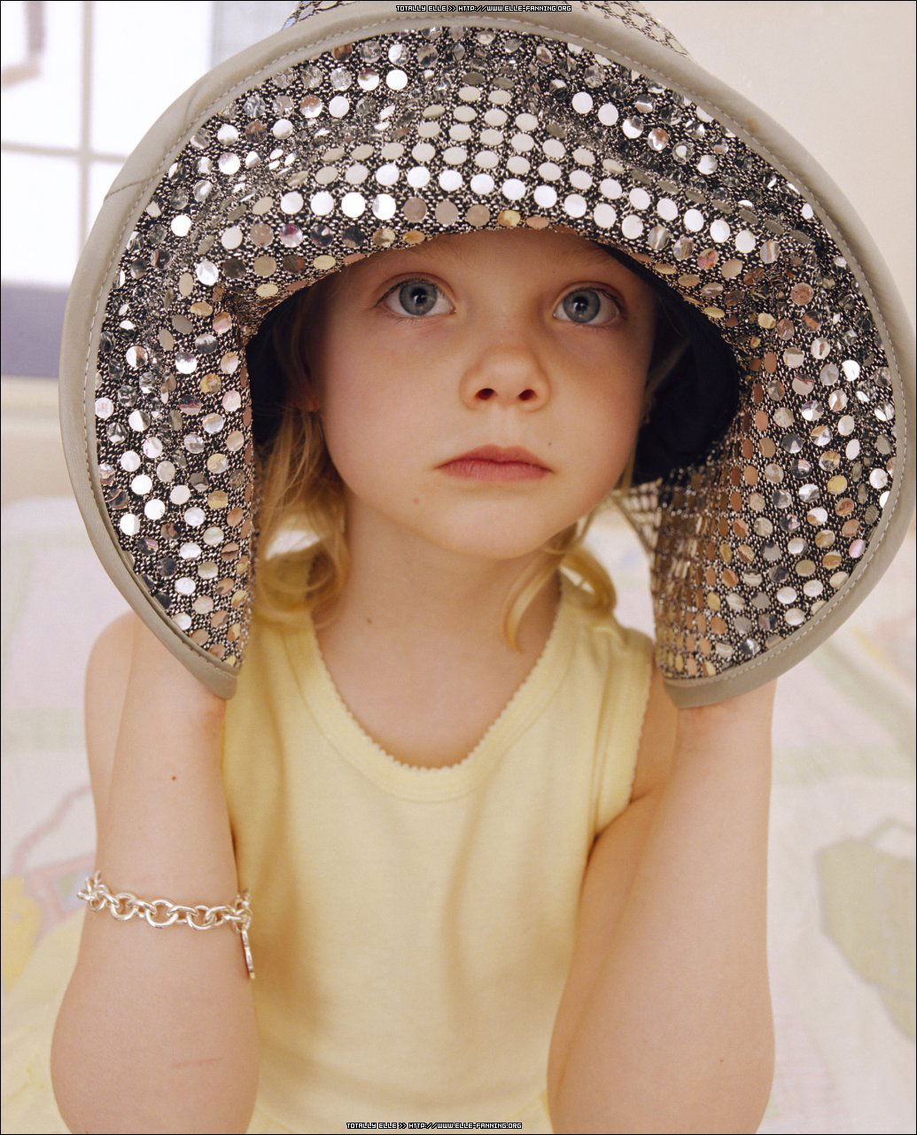 Picture of Carly Nahon