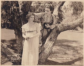 Vivian Martin pictures and photos