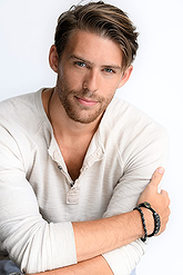 Griffin Freeman pictures and photos