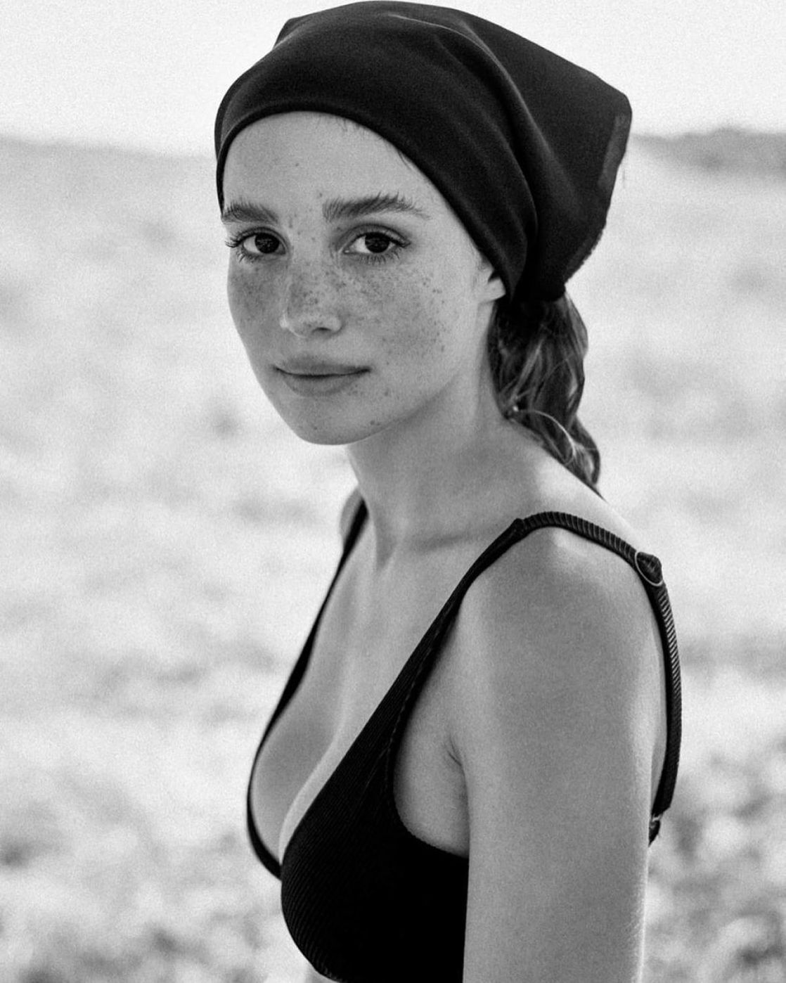 Picture of Alba Baptista