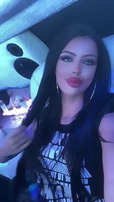 Laura Lexy pictures and photos