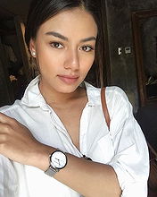 Simone Peres pictures and photos