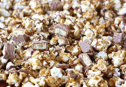 Twix Caramel Popcorn Recipe