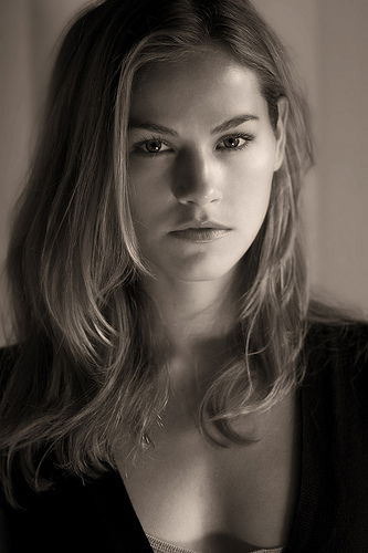 Picture of Kelly Overton