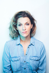 Caroline Frank pictures and photos