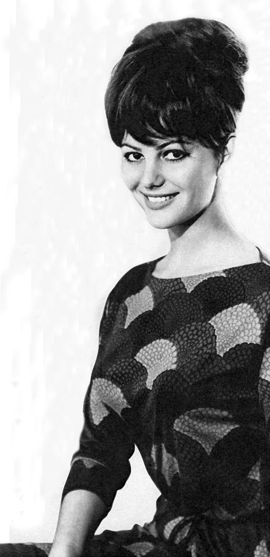 CLAUDIA CARDINALE
