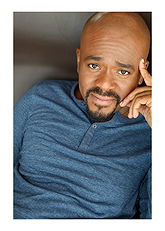 Larry Bates pictures and photos