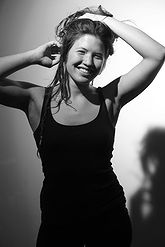 Antonia Putiloff pictures and photos