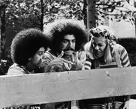 Robin Lamont pictures and photos