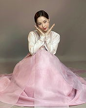 Choi Yoon-Ra pictures and photos