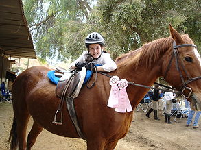 Courtney Jines pictures and photos