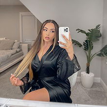 Julia Raleigh pictures and photos