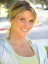 Laura Kidwell pictures and photos