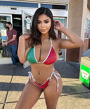 Heaven Roxy pictures and photos