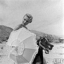 Joi Lansing pictures and photos