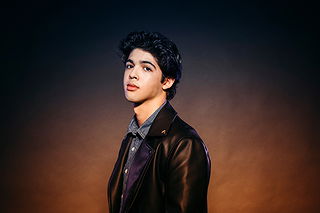 Luca Oriel pictures and photos