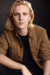 Miles Elliot pictures and photos