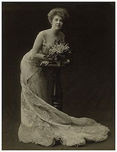 Edith Blair pictures and photos