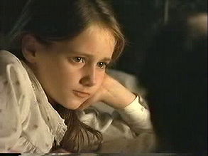 Elizabeth Earl pictures and photos