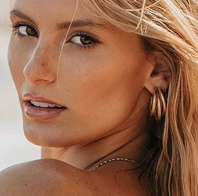 Alexa Jennings