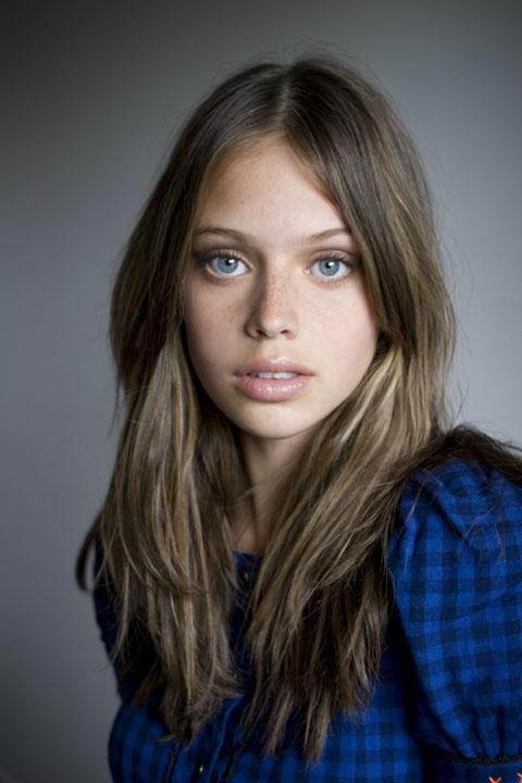 Picture of Stephanie Rayner