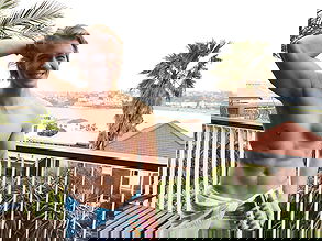 Daniel Needs pictures and photos