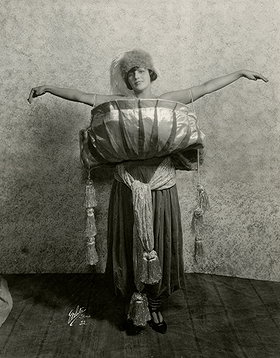 Ana Miller