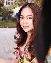 Raysha Rizrose pictures and photos