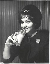 Mara Cruz pictures and photos