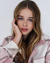 Arina Muzyka pictures and photos