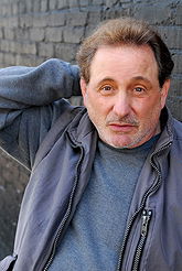 Dominic Oliver pictures and photos