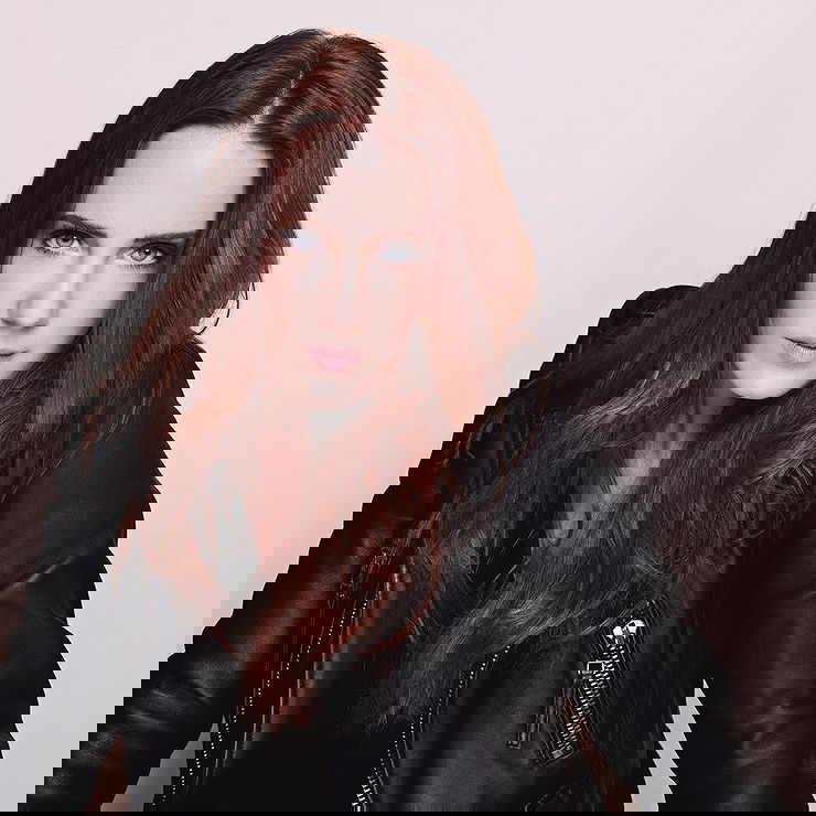 Picture of Simone Simons