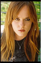 Stephi Lineburg pictures and photos