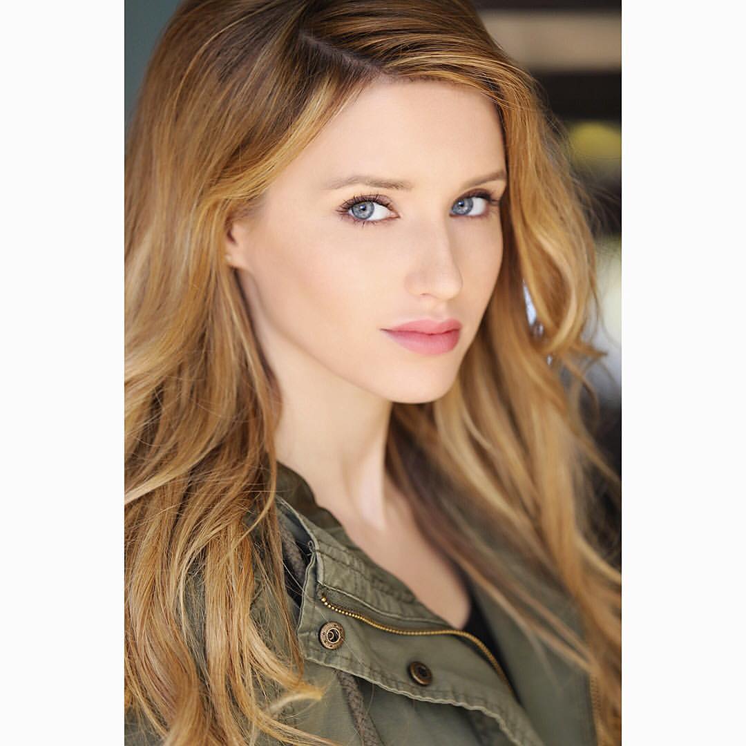 Picture of Elaine Carlin