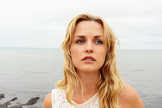 Mindy Fyfe pictures and photos