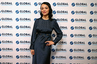 Midori Francis pictures and photos