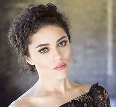 Kathryn Davis pictures and photos