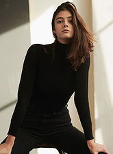 Dayane Hofer pictures and photos