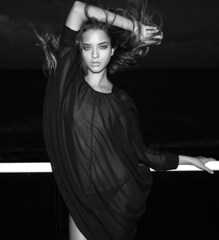 Lissie Isabella picture