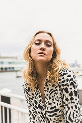 Danielle Burgess pictures and photos