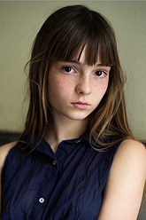 Pola Geiger pictures and photos