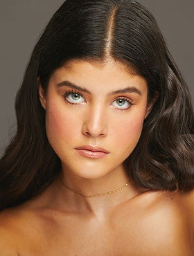 Nicole Johnson model