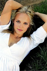 Jessica Gower pictures and photos