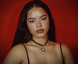 Azia Dinea Hale pictures and photos