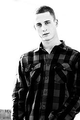 Chester Hanks pictures and photos